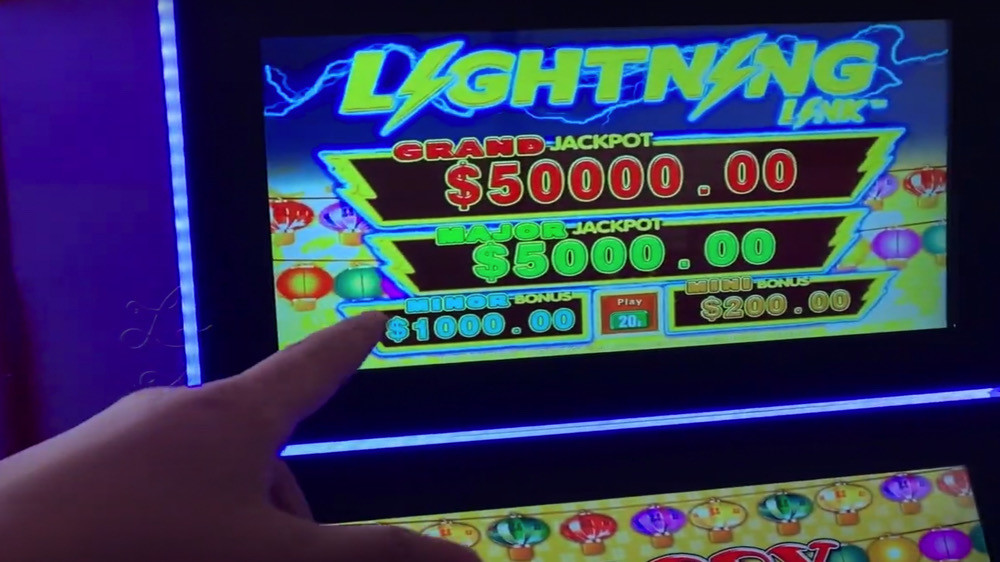 How Do We Link Llightning Link Machines Linked