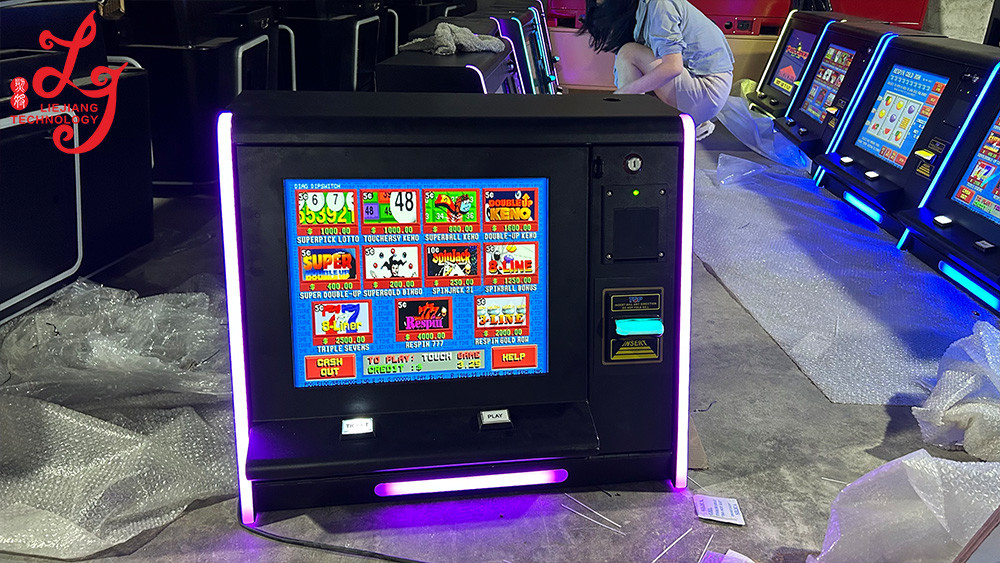 Quality Touch Screen Monitor & Life of Luxury Game factory from China